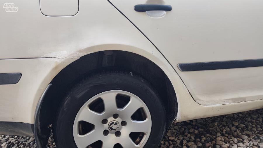 Skoda Octavia 2005 Marijampole, ar dzinēja tilpumu 1.60 L un nobraukumu 252 tūkst. km par 550 €, foto 10 vietnē AUTOMOTO.COM.LV