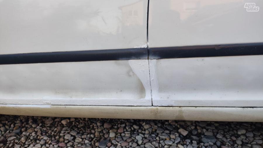 Skoda Octavia 2005 Marijampole, ar dzinēja tilpumu 1.60 L un nobraukumu 252 tūkst. km par 550 €, foto 12 vietnē AUTOMOTO.COM.LV