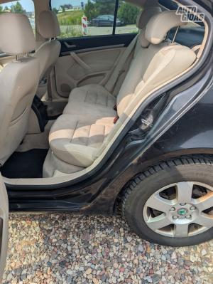 Skoda Octavia 2005 Viļņa, ar dzinēja tilpumu 1.90 L un nobraukumu 276 tūkst. km par 1500 €, foto 8 vietnē AUTOMOTO.COM.LV