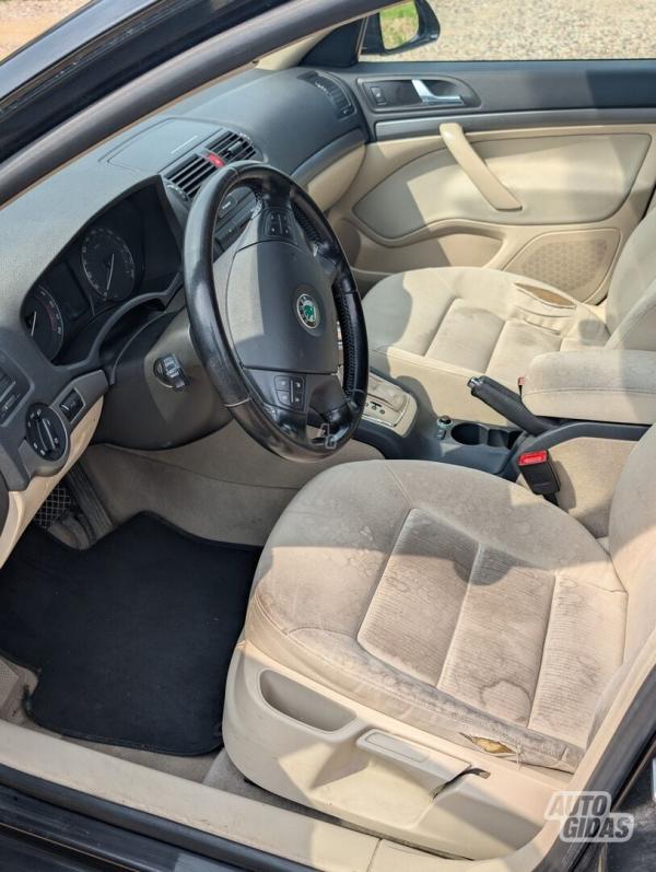 Skoda Octavia 2005 in Vilnius, with an engine capacity of 1.90 L and mileage of 276 thousand km for 1499 €, photo 6 on AUTOMOTO.COM.LV