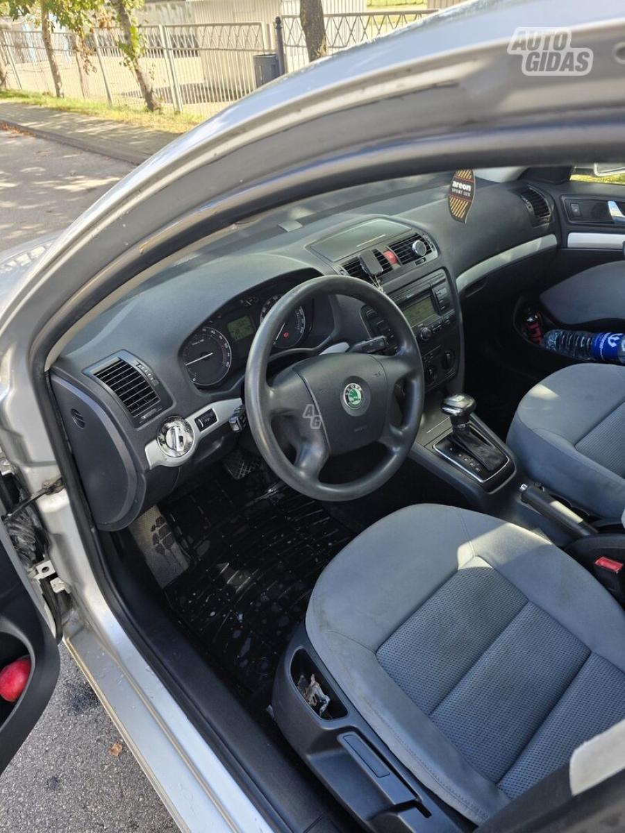 Skoda Octavia 2005 Telšiai, ar dzinēja tilpumu 1.90 L un nobraukumu 270 tūkst. km par 1550 €, foto 10 vietnē AUTOMOTO.COM.LV