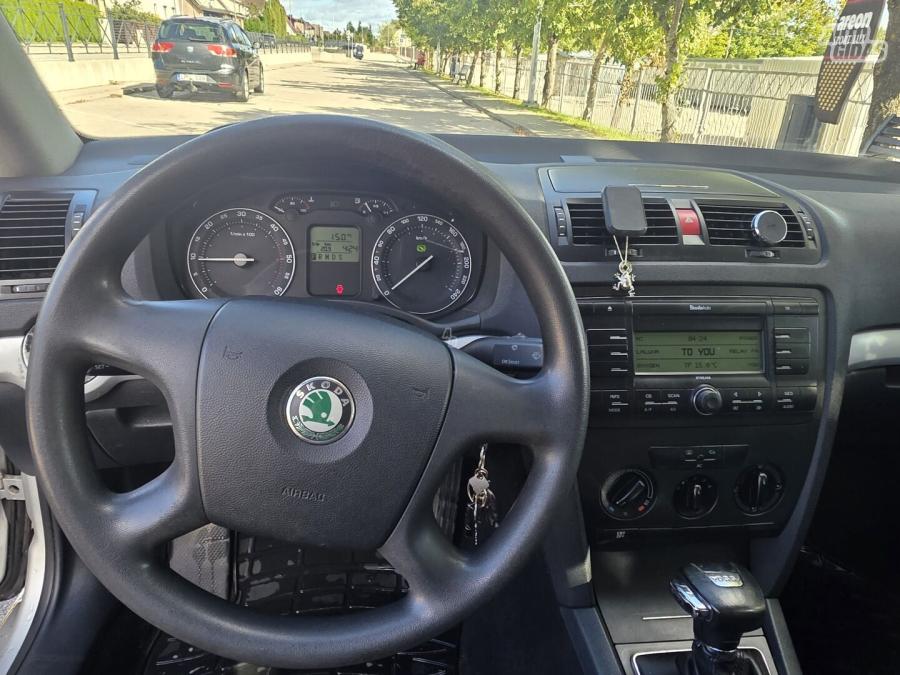 Skoda Octavia 2005 Telšiai, ar dzinēja tilpumu 1.90 L un nobraukumu 270 tūkst. km par 1550 €, foto 11 vietnē AUTOMOTO.COM.LV