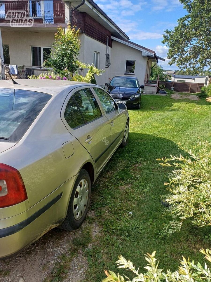 Skoda Octavia 2005 in Vilnius, with an engine capacity of 1.90 L and mileage of 365 thousand km for 1100 €, photo 4 on AUTOMOTO.COM.LV