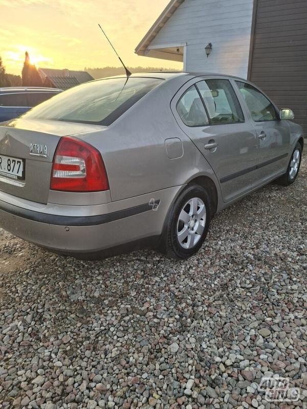 Skoda Octavia 2006 in Druskininkai, with an engine capacity of 2.00 L and mileage of 269 thousand km for 2000 €, photo 5 on AUTOMOTO.COM.LV