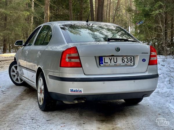 Skoda Octavia 2006 Viļņa, ar dzinēja tilpumu 2.00 L un nobraukumu 179 tūkst. km par 2850 €, foto 7 vietnē AUTOMOTO.COM.LV