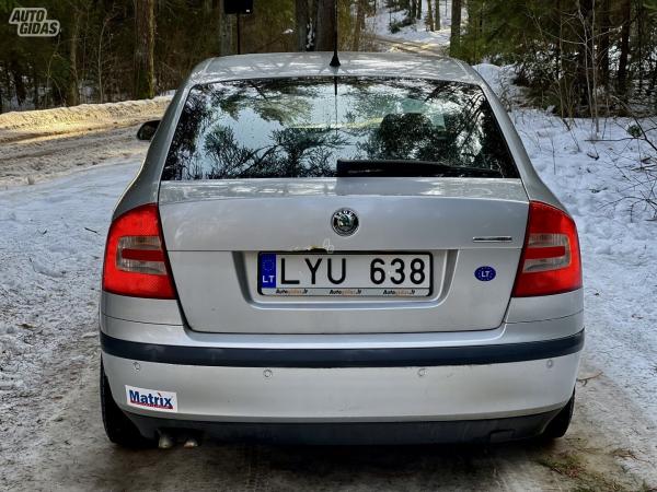 Skoda Octavia 2006 Viļņa, ar dzinēja tilpumu 2.00 L un nobraukumu 179 tūkst. km par 2850 €, foto 10 vietnē AUTOMOTO.COM.LV