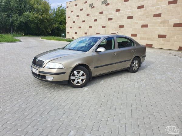 Skoda Octavia 2006 Viļņa, ar dzinēja tilpumu 1.60 L un nobraukumu 3 tūkst. km par 600 €, foto 2 vietnē AUTOMOTO.COM.LV