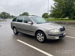 Skoda Octavia 2007 in Riga, with an engine capacity of 1.90 L and mileage of 569 thousand km for 850 €, photo 9 on AUTOMOTO.COM.LV