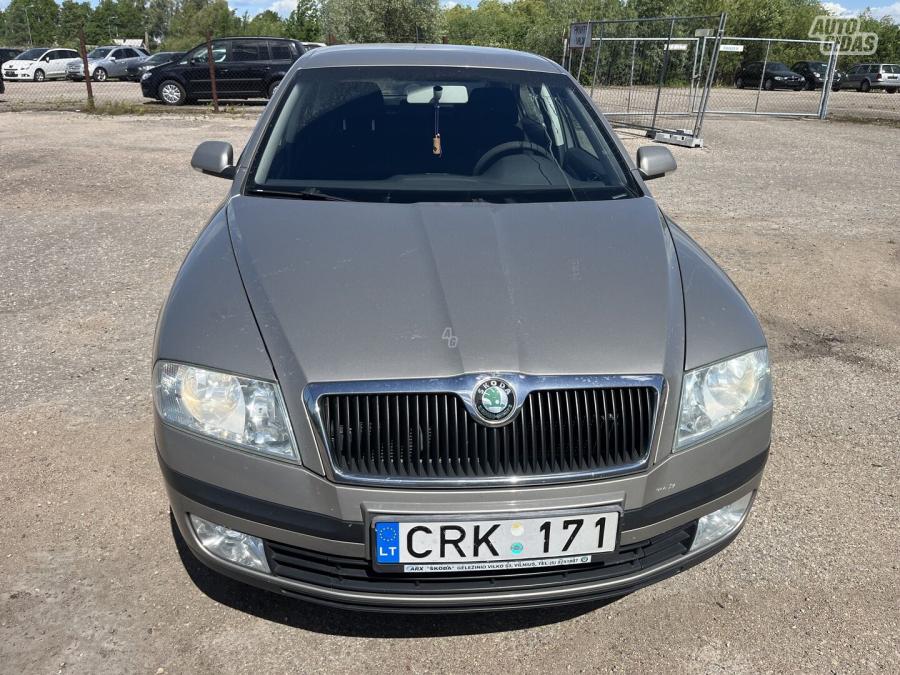 Шкода Октавия 2007 в Вилкавишкис, объемом двигателя 1.90 л и пробегом 440 тыс. км за 650 €, фото 7 на AUTOMOTO.COM.LV