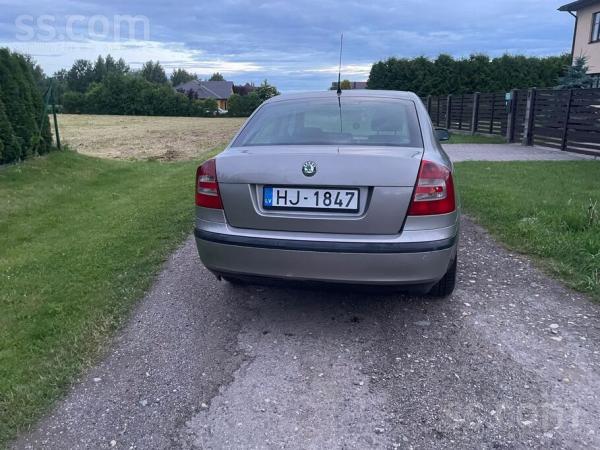 Skoda Octavia 2007 in Riga, with an engine capacity of 1.90 L and mileage of 290 thousand km for 950 €, photo 3 on AUTOMOTO.COM.LV