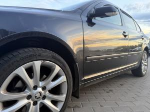 Skoda Octavia 2008 in Vilnius, with an engine capacity of 1.90 L and mileage of 395 thousand km for 1900 €, photo 12 on AUTOMOTO.COM.LV