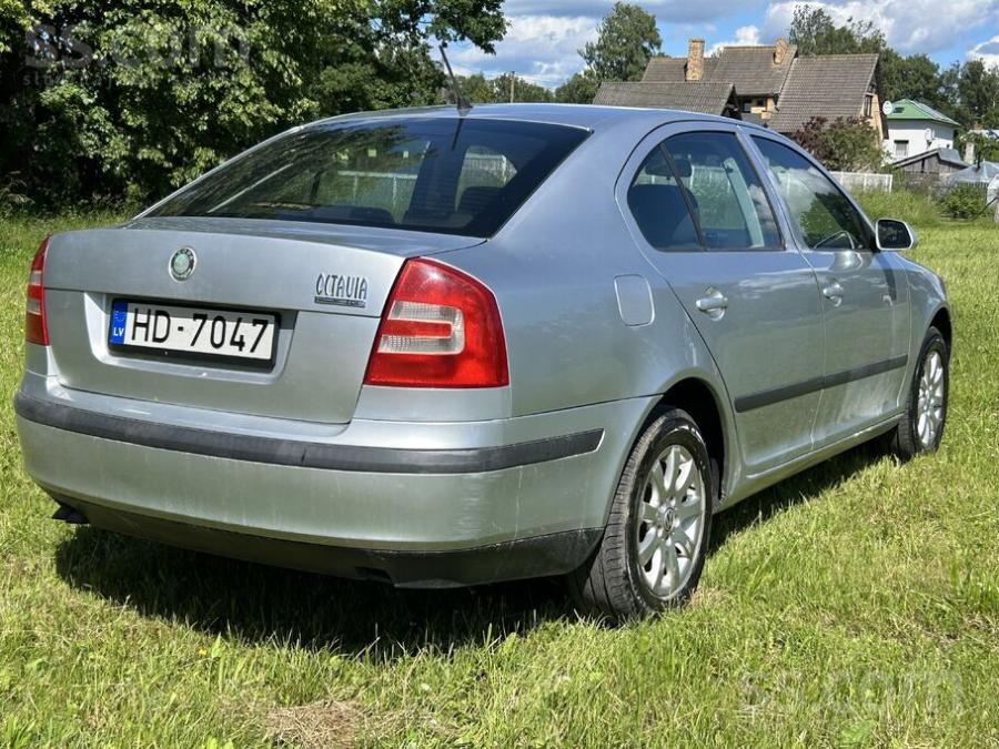 Skoda Octavia 2008 in Ogre, with an engine capacity of 1.90 L and mileage of 350 thousand km for 1750 €, photo 4 on AUTOMOTO.COM.LV