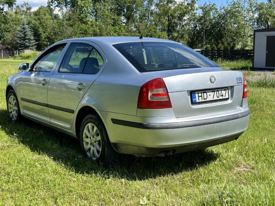 Skoda Octavia 2008 in Ogre, with an engine capacity of 1.90 L and mileage of 350 thousand km for 1750 €, photo 5 on AUTOMOTO.COM.LV
