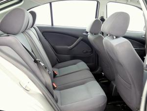 Skoda Octavia 2008 in Tallinn, with an engine capacity of 1.60 L and mileage of 248 thousand km for 999 €, photo 8 on AUTOMOTO.COM.LV