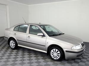 Skoda Octavia 2008 in Tallinn, with an engine capacity of 1.60 L and mileage of 248 thousand km for 999 €, photo 9 on AUTOMOTO.COM.LV