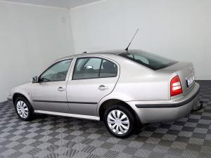 Skoda Octavia 2008 in Tallinn, with an engine capacity of 1.60 L and mileage of 248 thousand km for 999 €, photo 12 on AUTOMOTO.COM.LV
