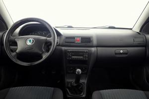 Skoda Octavia 2008 in Tallinn, with an engine capacity of 1.60 L and mileage of 248 thousand km for 999 €, photo 13 on AUTOMOTO.COM.LV