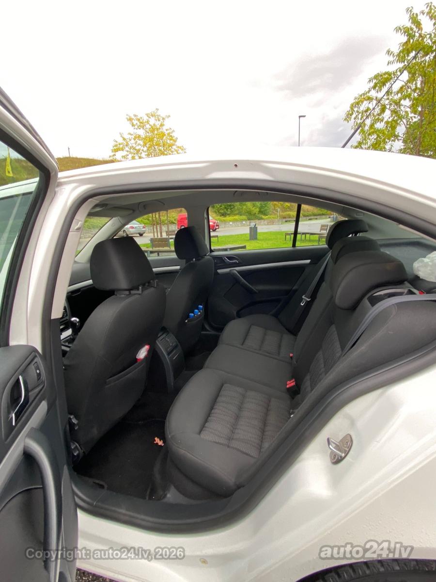 Skoda Octavia 2009 Tallina, ar dzinēja tilpumu 1.80 L un nobraukumu 0 tūkst. km par 2700 €, foto 11 vietnē AUTOMOTO.COM.LV