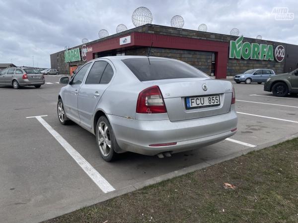Skoda Octavia 2010 in Utena, with an engine capacity of 1.90 L and mileage of 355 thousand km for 799 €, photo 2 on AUTOMOTO.COM.LV