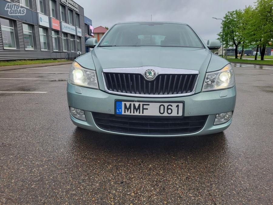 Skoda Octavia 2010 in Kaunas, with an engine capacity of 1.80 L and mileage of 139 thousand km for 4300 €, photo 3 on AUTOMOTO.COM.LV