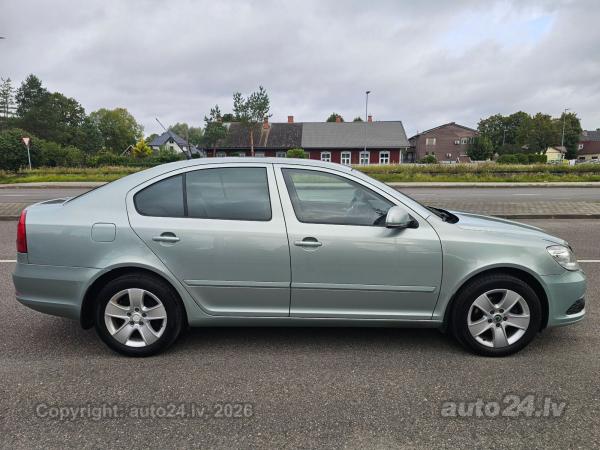 Skoda Octavia 2010 in Paide, with an engine capacity of 1.20 L and mileage of 160 thousand km for 5450 €, photo 8 on AUTOMOTO.COM.LV