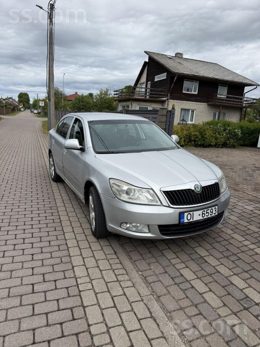 Skoda Octavia 2011 in Ventspils, with an engine capacity of 1.60 L and mileage of 413 thousand km for 2495 €, photo 1 on AUTOMOTO.COM.LV