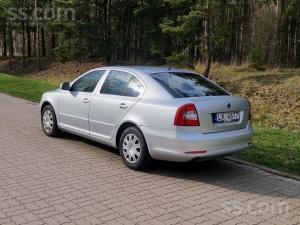 Skoda Octavia 2011 in Dobele, with an engine capacity of 1.60 L and mileage of 248 thousand km for 2000 €, photo 3 on AUTOMOTO.COM.LV