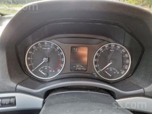 Skoda Octavia 2011 in Dobele, with an engine capacity of 1.60 L and mileage of 248 thousand km for 2000 €, photo 7 on AUTOMOTO.COM.LV