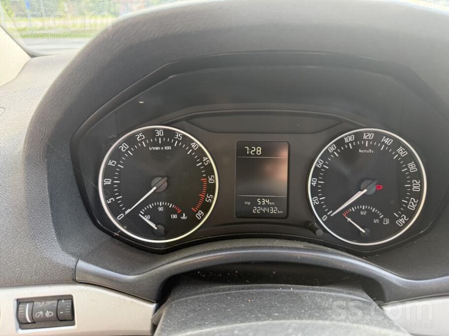 Шкода Октавия 2011 в Даугавпилс, объемом двигателя 1.90 л и пробегом 224 тыс. км за 2000 €, фото 8 на AUTOMOTO.COM.LV
