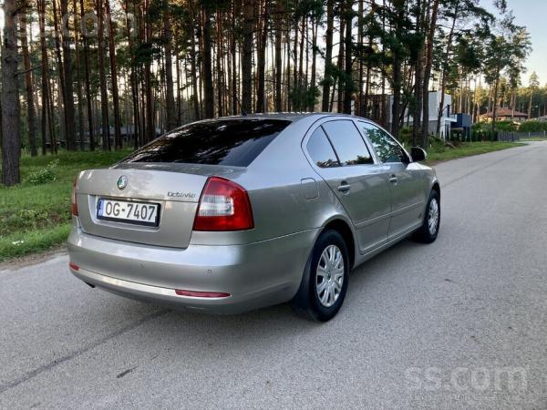Skoda Octavia 2012 Rīga, ar dzinēja tilpumu 1.80 L un nobraukumu 180 tūkst. km par 3990 €, foto 10 vietnē AUTOMOTO.COM.LV