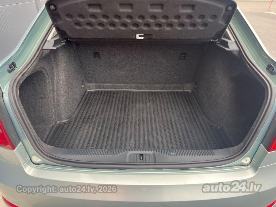 Skoda Octavia 2012 in Kuressaare, with an engine capacity of 1.20 L and mileage of 200 thousand km for 3590 €, photo 14 on AUTOMOTO.COM.LV
