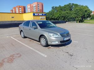 Skoda Octavia 2012 in Sillamae, with an engine capacity of 1.60 L and mileage of 131 thousand km for 3800 €, photo 12 on AUTOMOTO.COM.LV