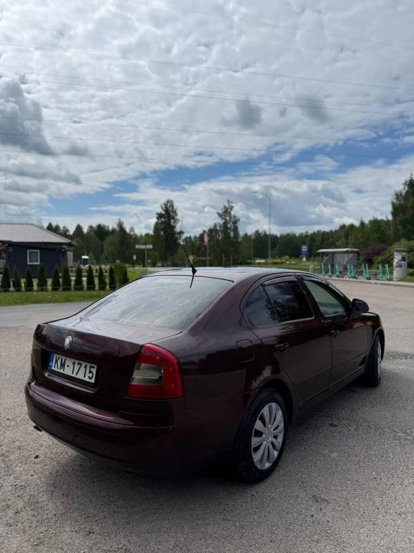 Skoda Octavia 2012 in Riga, with an engine capacity of 1.60 L and mileage of 275 thousand km for 2900 €, photo 6 on AUTOMOTO.COM.LV