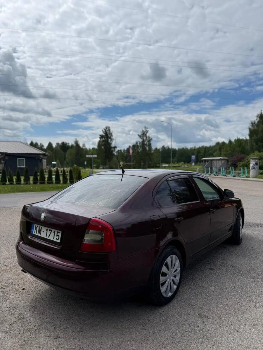 Skoda Octavia 2012 in Riga, with an engine capacity of 1.60 L and mileage of 275 thousand km for 2900 €, photo 7 on AUTOMOTO.COM.LV