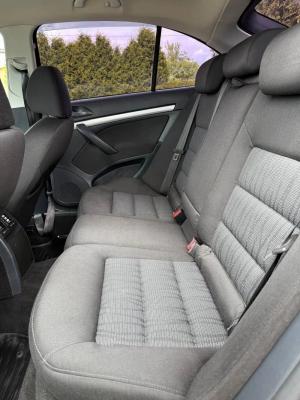 Skoda Octavia 2012 in Riga, with an engine capacity of 1.60 L and mileage of 275 thousand km for 2900 €, photo 13 on AUTOMOTO.COM.LV
