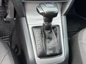 Skoda Octavia 2012 in Riga, with an engine capacity of 1.60 L and mileage of 275 thousand km for 2900 €, photo 15 on AUTOMOTO.COM.LV