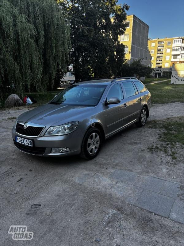 Шкода Октавия 2012 в Вильнюс, объемом двигателя 1.60 л и пробегом 295 тыс. км за 3200 €, фото 6 на AUTOMOTO.COM.LV