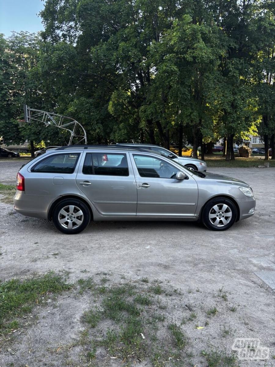 Skoda Octavia 2012 Viļņa, ar dzinēja tilpumu 1.60 L un nobraukumu 295 tūkst. km par 3200 €, foto 1 vietnē AUTOMOTO.COM.LV