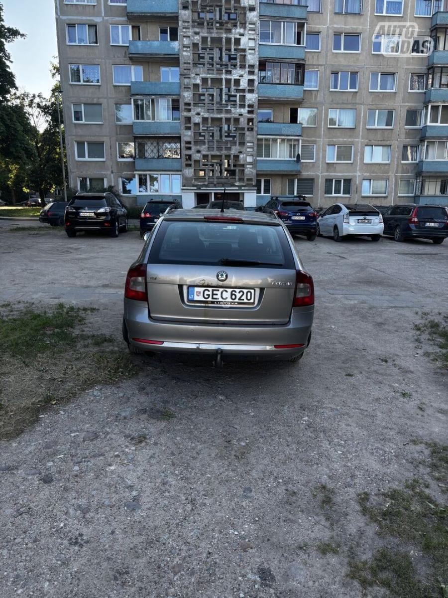 Skoda Octavia 2012 Viļņa, ar dzinēja tilpumu 1.60 L un nobraukumu 295 tūkst. km par 3200 €, foto 4 vietnē AUTOMOTO.COM.LV