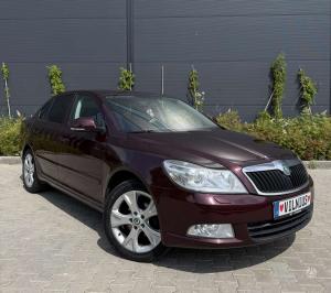 Skoda Octavia 2012 Viļņa, ar dzinēja tilpumu 1.39 L un nobraukumu 179 tūkst. km par 3900 €, foto 3 vietnē AUTOMOTO.COM.LV