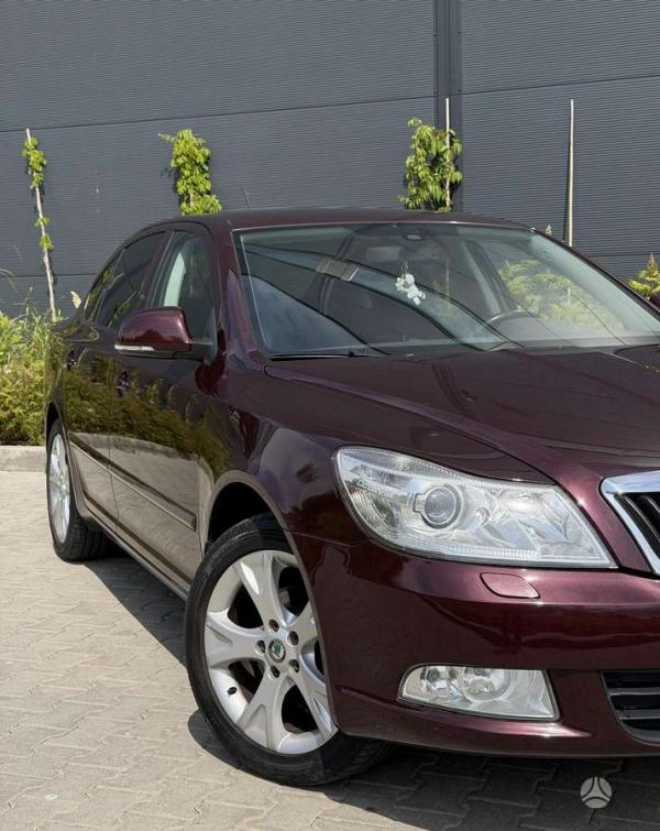 Skoda Octavia 2012 Viļņa, ar dzinēja tilpumu 1.39 L un nobraukumu 179 tūkst. km par 3900 €, foto 6 vietnē AUTOMOTO.COM.LV