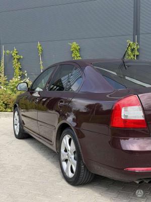 Skoda Octavia 2012 Viļņa, ar dzinēja tilpumu 1.39 L un nobraukumu 179 tūkst. km par 3900 €, foto 9 vietnē AUTOMOTO.COM.LV