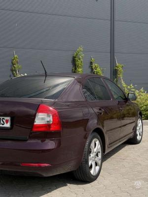Skoda Octavia 2012 Viļņa, ar dzinēja tilpumu 1.39 L un nobraukumu 179 tūkst. km par 3900 €, foto 14 vietnē AUTOMOTO.COM.LV