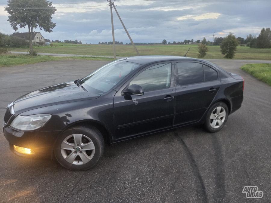 Skoda Octavia 2012 in Kaunas, with an engine capacity of 1.60 L and mileage of 458 thousand km for 2000 €, photo 10 on AUTOMOTO.COM.LV