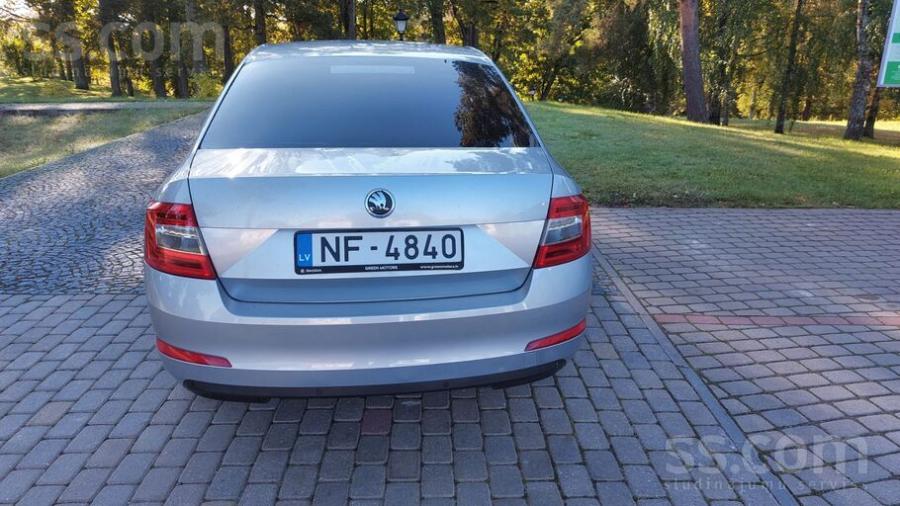 Skoda Octavia 2013 in Gulbene, with an engine capacity of 2.00 L and mileage of 424 thousand km for 4100 €, photo 3 on AUTOMOTO.COM.LV