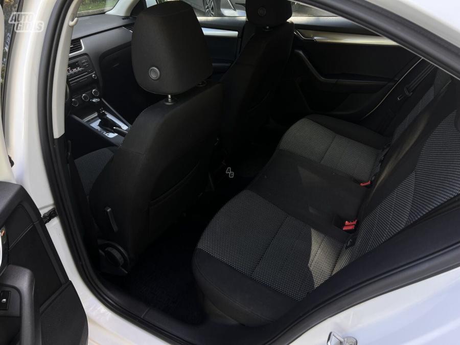 Skoda Octavia 2013 in Kelme, with an engine capacity of 1.40 L and mileage of 385 thousand km for 5500 €, photo 12 on AUTOMOTO.COM.LV