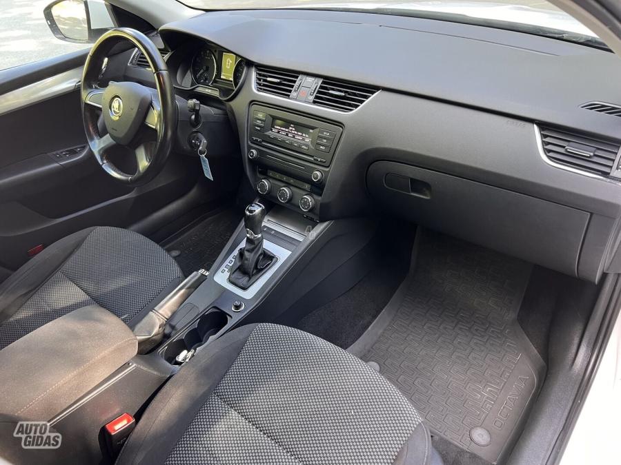 Skoda Octavia 2013 in Kelme, with an engine capacity of 1.40 L and mileage of 385 thousand km for 5500 €, photo 14 on AUTOMOTO.COM.LV