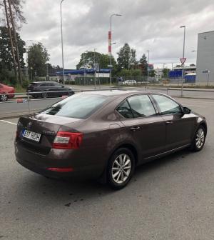 Skoda Octavia 2013 Tallina, ar dzinēja tilpumu 1.40 L un nobraukumu 259 tūkst. km par 7200 €, foto 10 vietnē AUTOMOTO.COM.LV