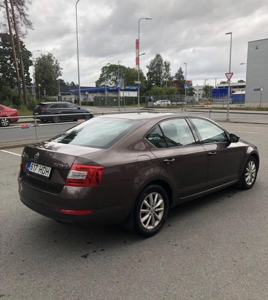 Skoda Octavia 2013 Tallina, ar dzinēja tilpumu 1.40 L un nobraukumu 259 tūkst. km par 7200 €, foto 10 vietnē AUTOMOTO.COM.LV
