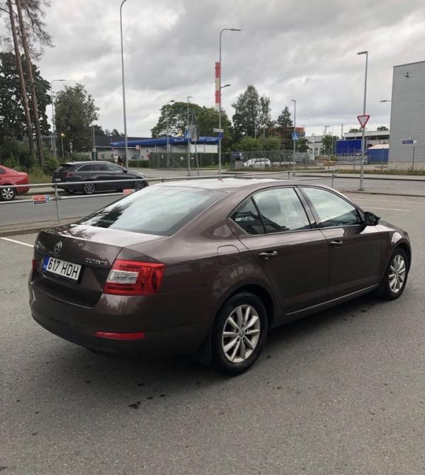 Skoda Octavia 2013 Tallina, ar dzinēja tilpumu 1.40 L un nobraukumu 259 tūkst. km par 7200 €, foto 10 vietnē AUTOMOTO.COM.LV